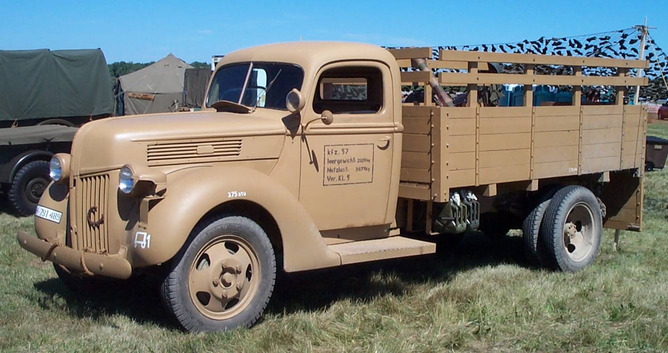 1941 Ford V3000s M - WW2 Vehicle Rentals